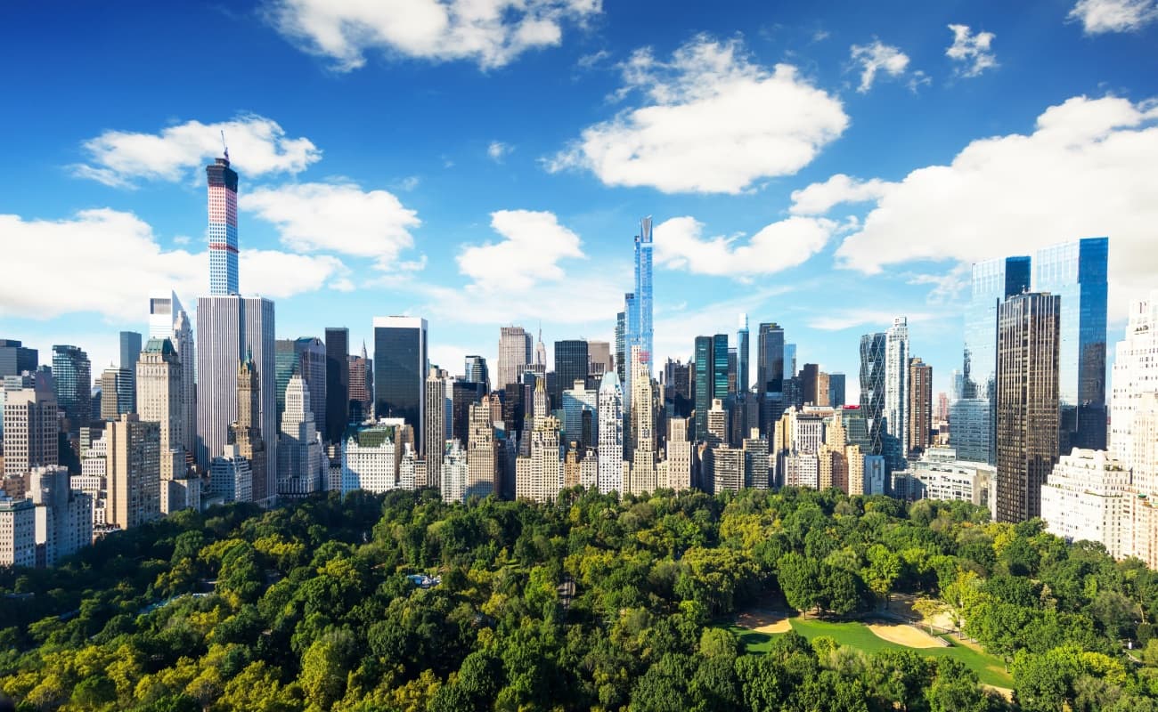 Amazon Buys Midtown Manhattan Office Building at 522 Fifth Ave. for $456M