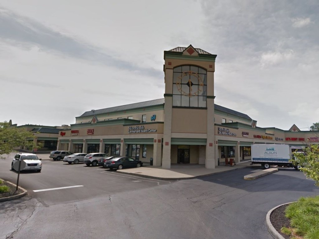 Lee Harvard Shopping Center in Cleveland Trades for $13M - Commercial ...