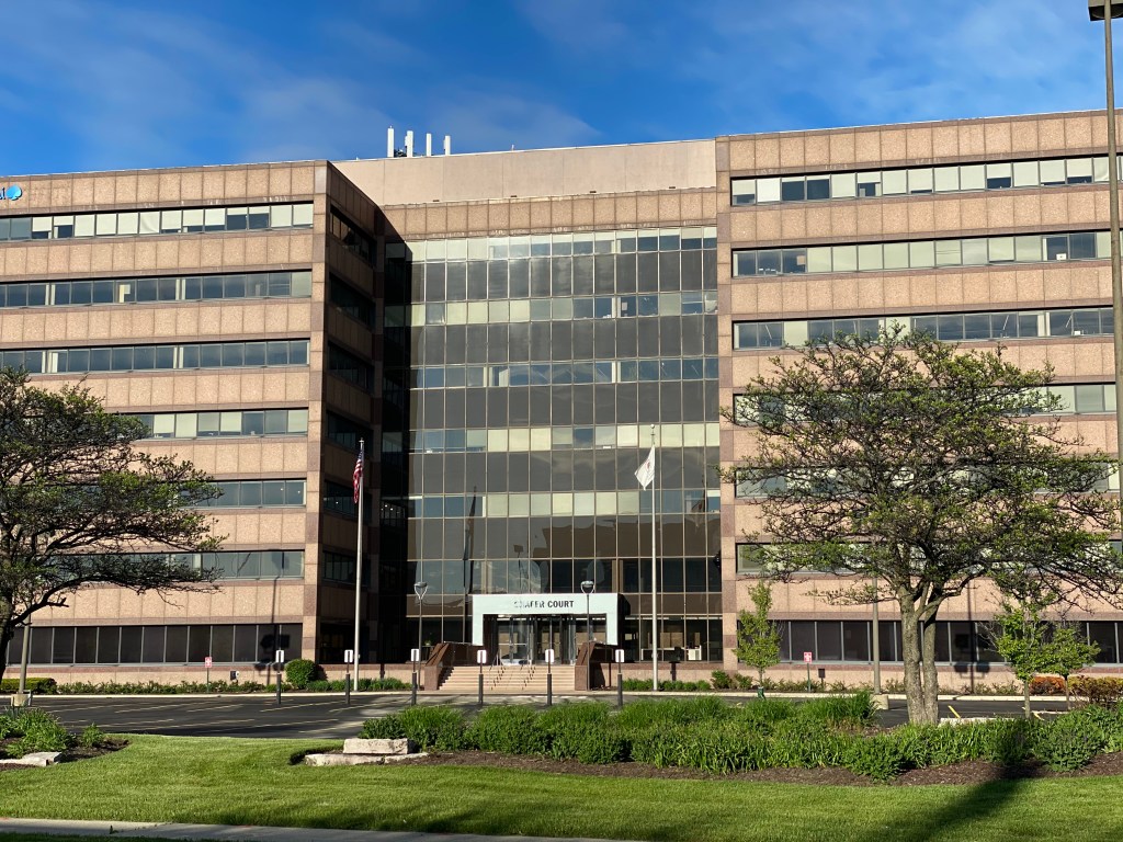 Seasons Healthcare Renews Chicago-Area Lease - Commercial Property ...