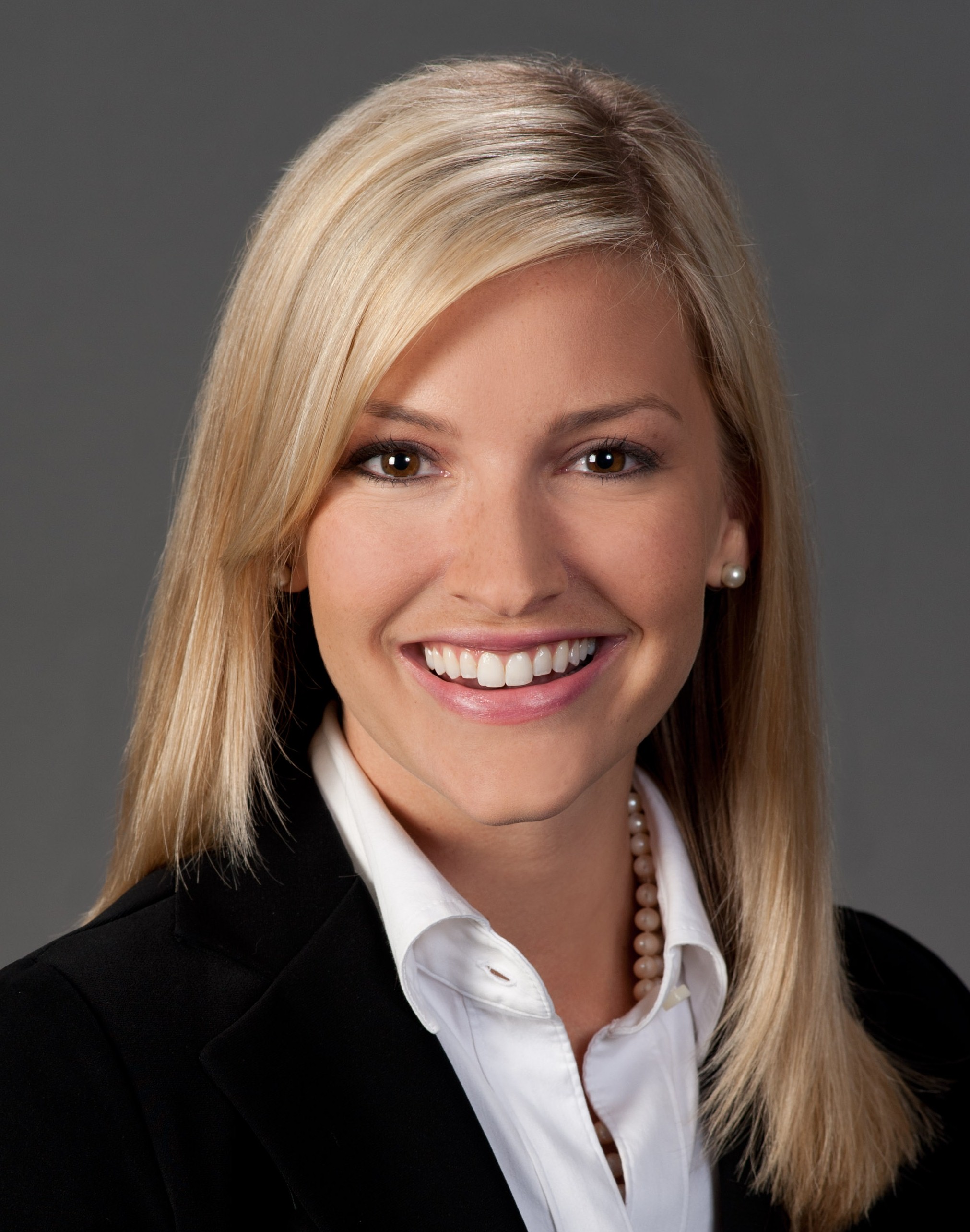 Meet CPE's 2017 Stars to Watch: Shannon Price, Savills Studley ...