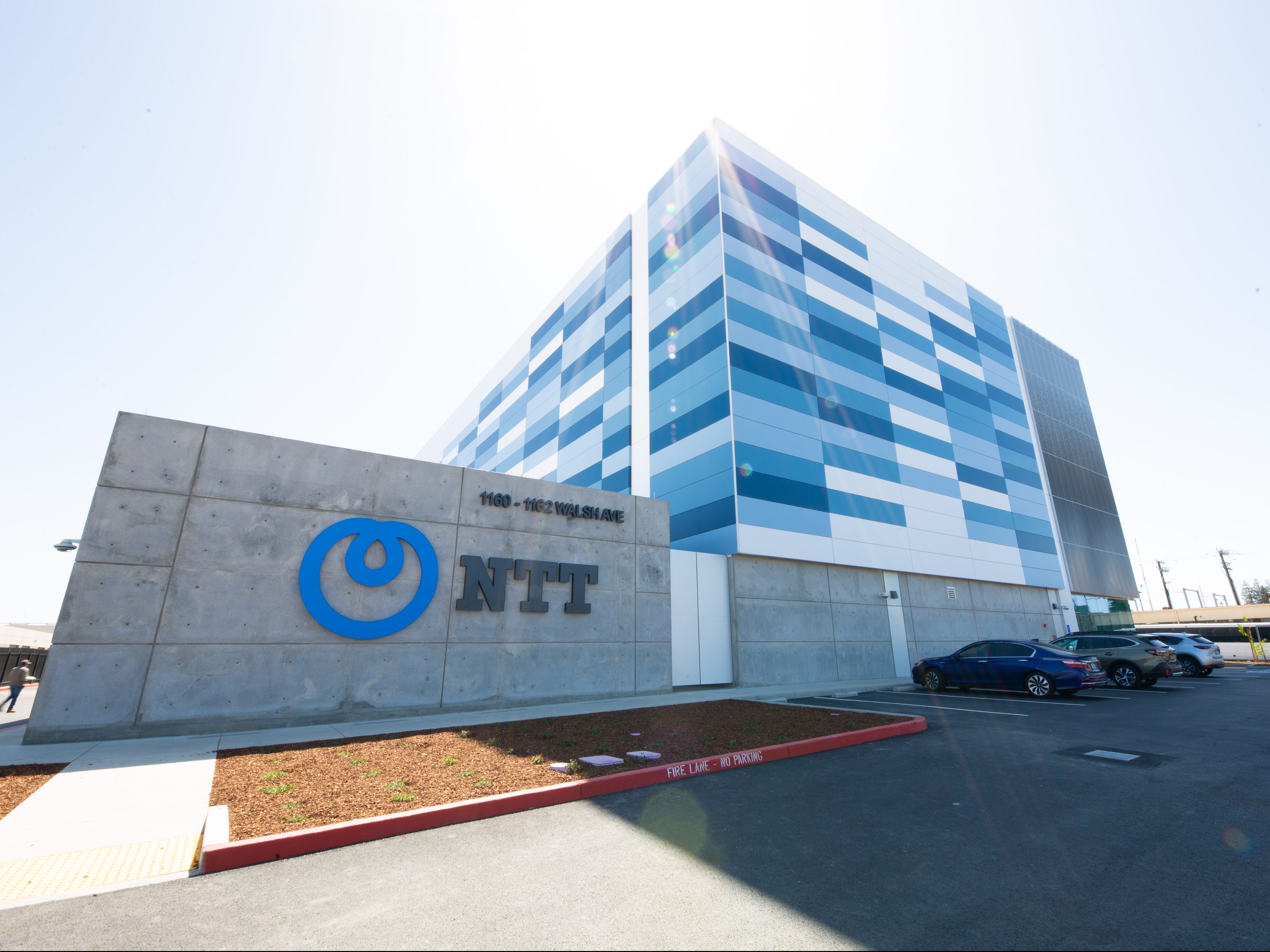 NTT Delivers 16 MW Silicon Valley Data Center - Commercial Property ... NTT Delivers 16 MW Silicon Valley Data Center - Commercial Property ...