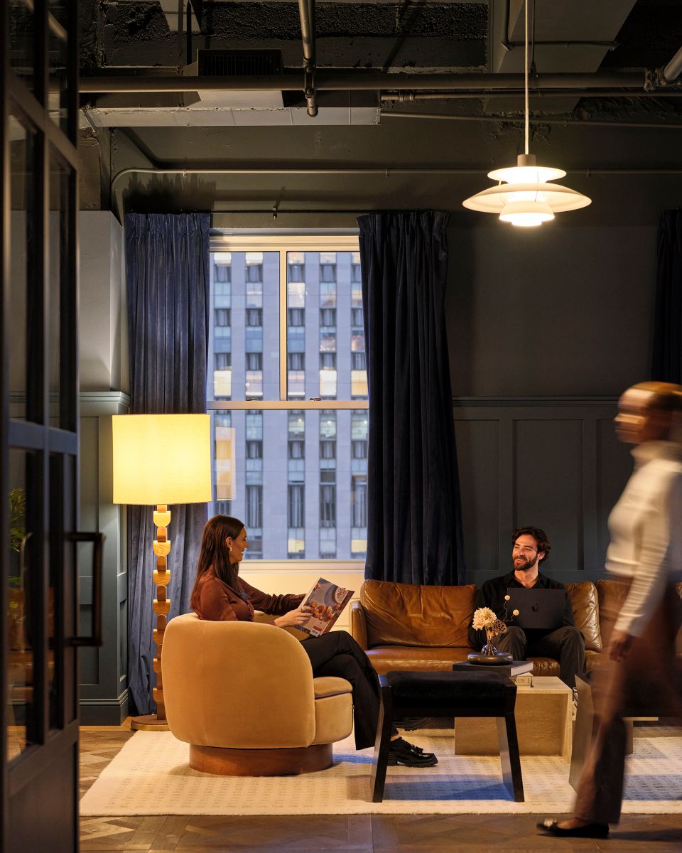 A Coworking Design in Harmony With Midtown Manhattan - Commercial ...