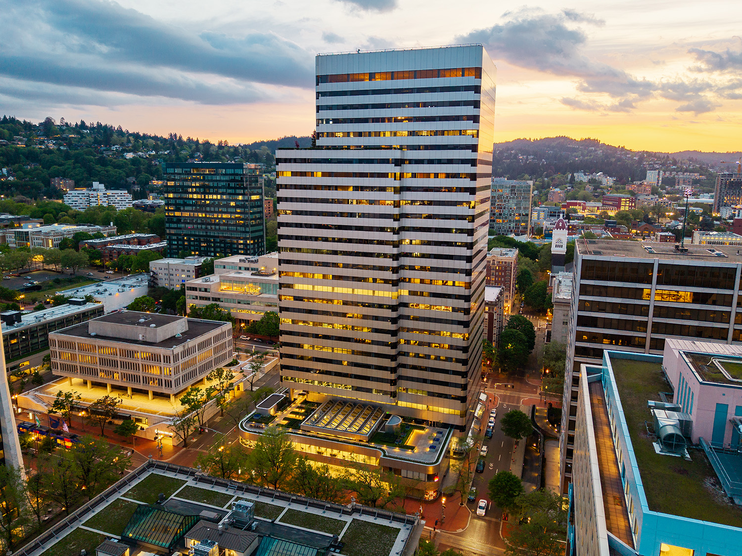 Lincoln Property Sells Downtown Portland Office Tower - Commercial ...