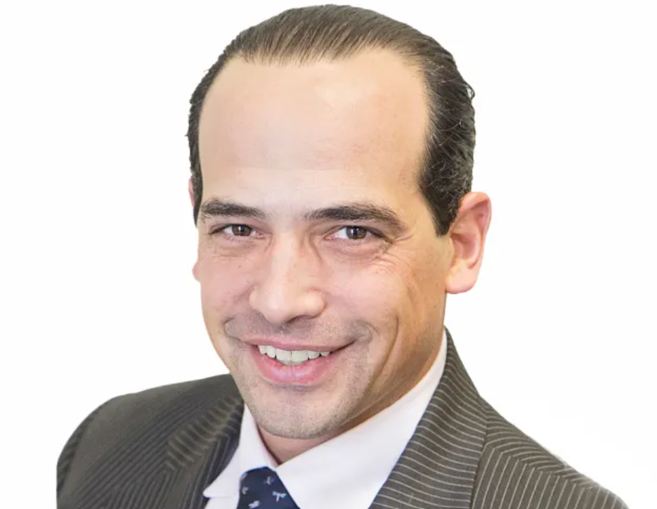 What Makes a CRE Podcast Worth Listening To - Commercial Property Executive